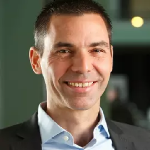 Similar Zhaw Employee